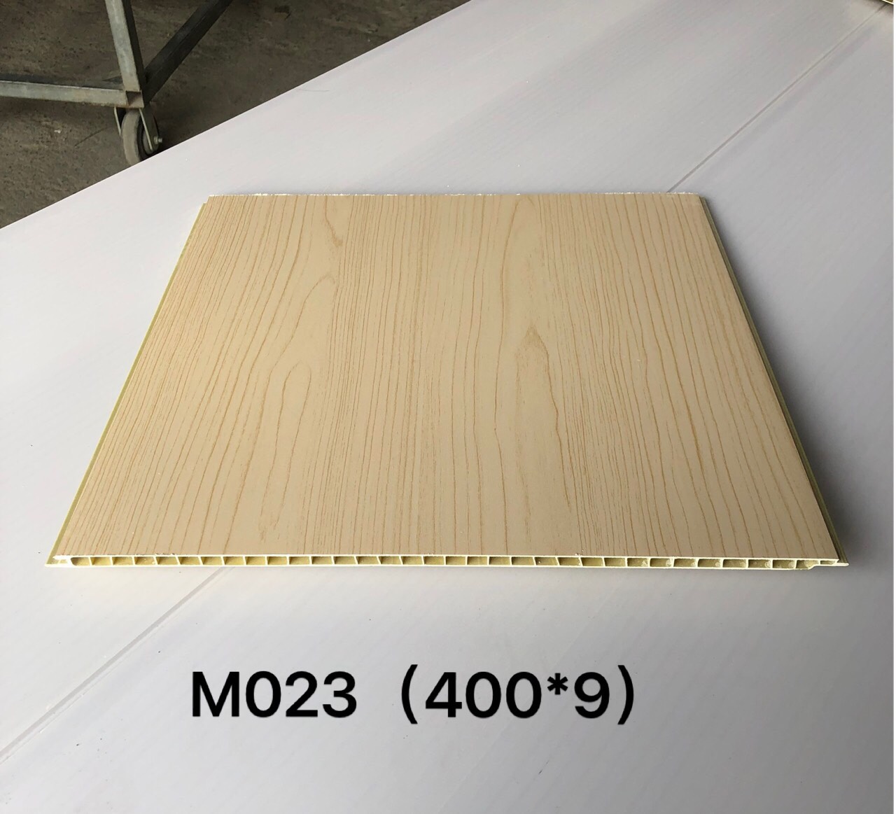 TẤM NHỰA ỐP TƯỜNG NANO VÂN GỖ M023, TẤM NHỰA NANO, TẤM NHỰA PVC ỐP TƯỜNG TẤM NHỰA LAN SÓNG